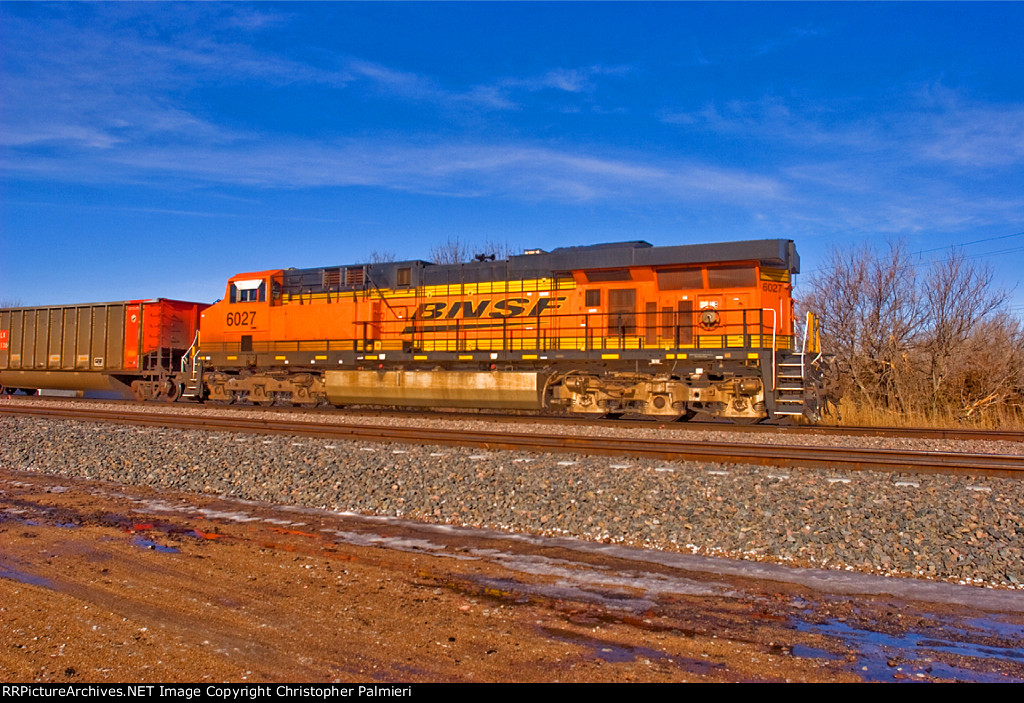 BNSF 6027 - Rear DPU on E-SAIBAM0-03